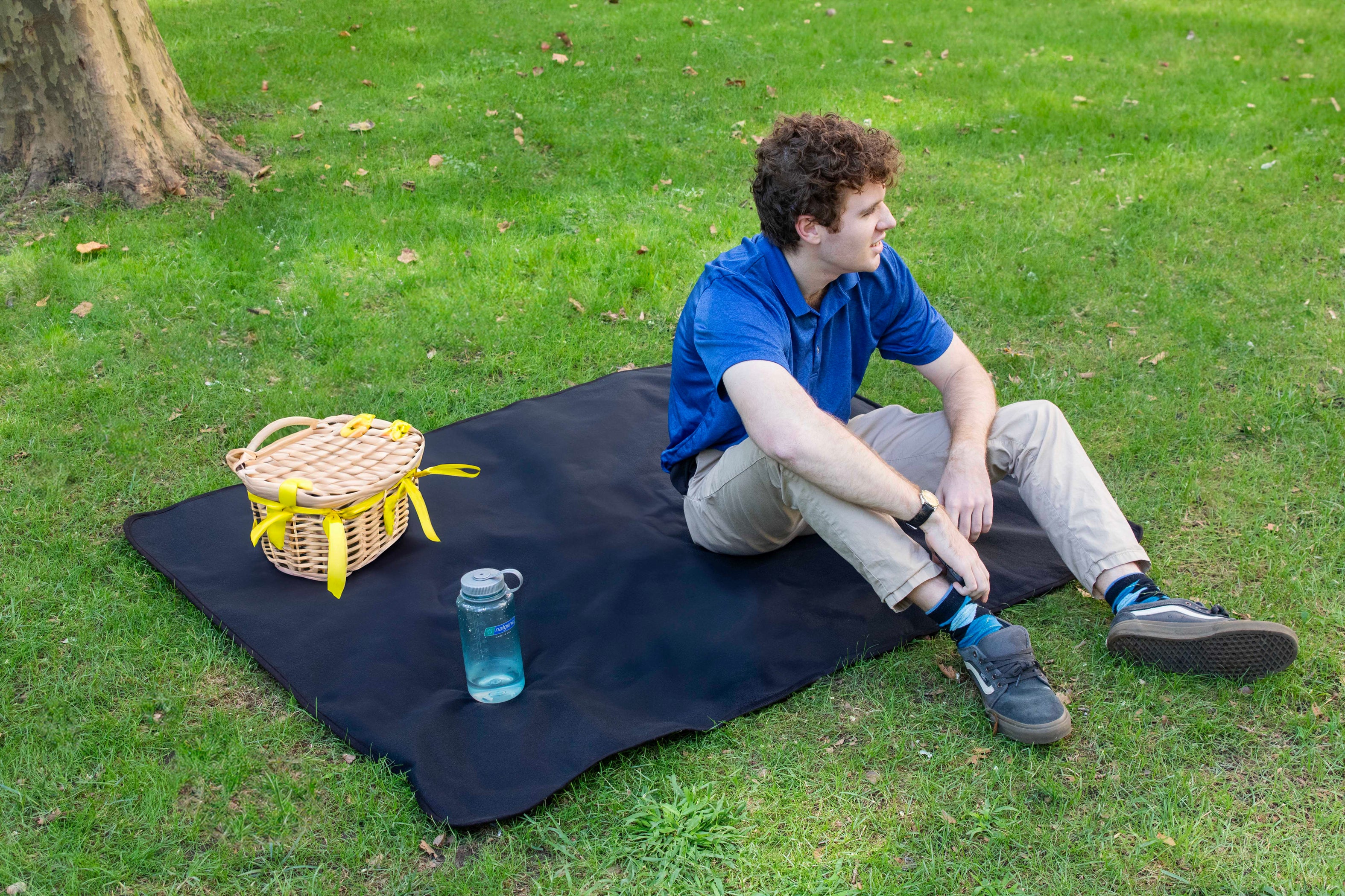 10-pack Bulk Waterproof Convertible Picnic Blanket 60” x 50 ...
